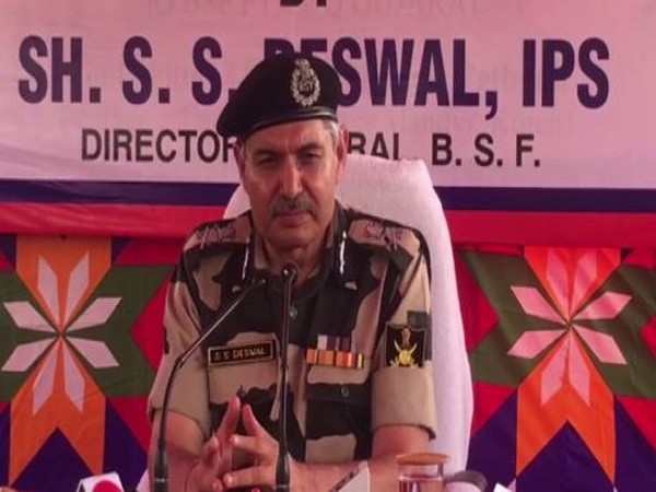 DG BSF reviews security along India-Pak border in Gujarat