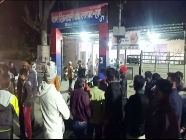 Acid attack on girl in UP's Hapur, case registered