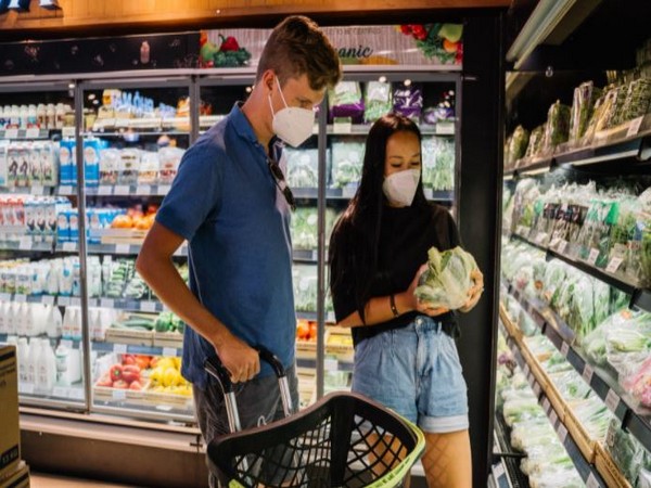 Customer food choices can be improved by healthier supermarket layouts