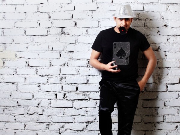New age illusionist Rahul Kharbanda, the man behind magic acts of ...