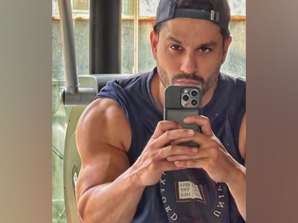 Kunal Kemmu gives a glimpse of his last workout session of 2021