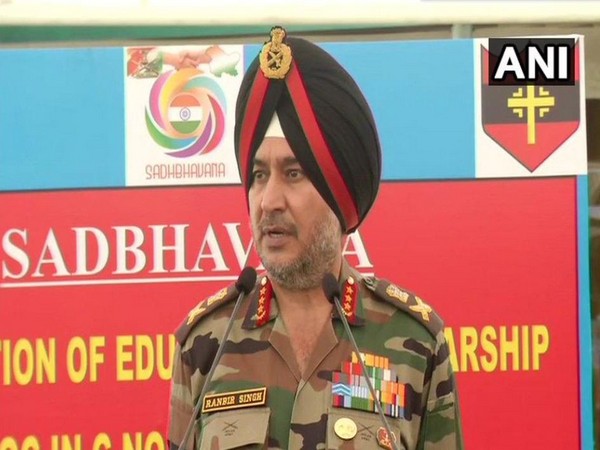 J-K: Northern Army Commander visits forward bases in Poonch, Akhnoor