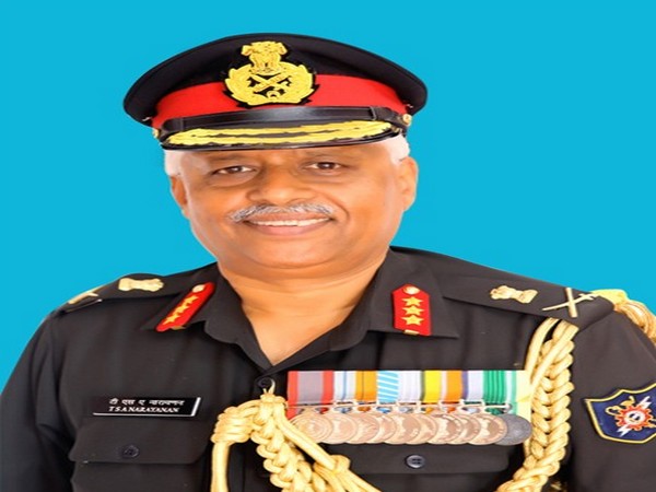 Lt Gen TSA Narayanan takes Charge as MCEME Commandant