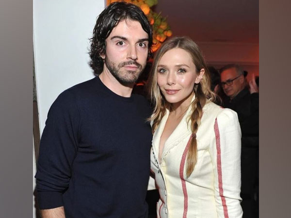Elizabeth Olsen married now? Actor casually calls longtime beau Robbie ...