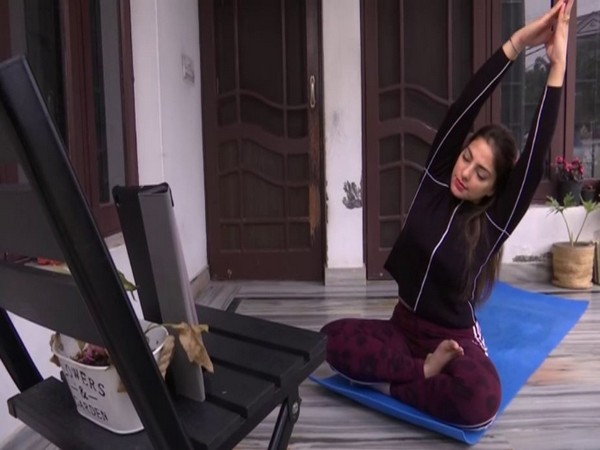 J-K: Yoga helped young entrepreneur to earn living amid COVID-19 lockdown