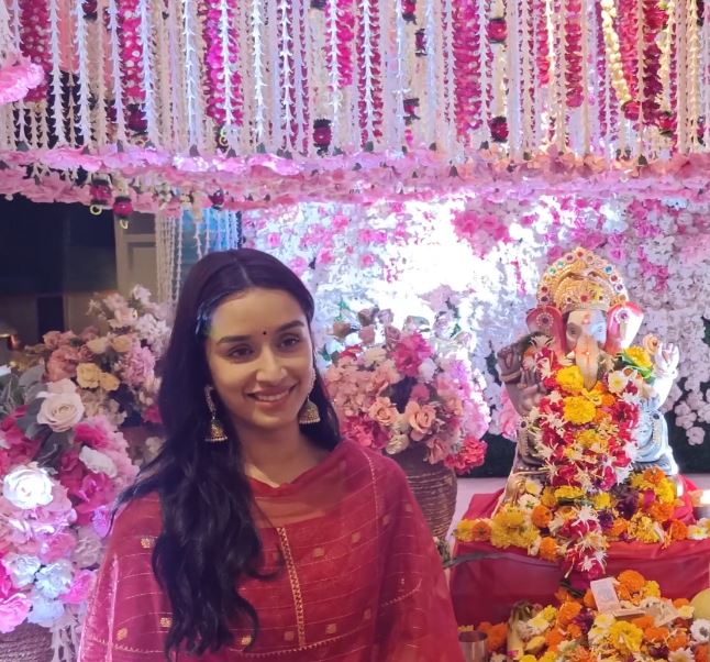 Shraddha Kapoor, Rohit Shetty step out to seek blessings of Lord Ganesha