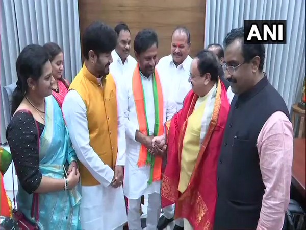 Delhi: Ex-MLA Byreddy Rajasekhar Reddy joins BJP