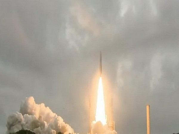 Russia successfully conducts 3rd test launch of heavy carrier rocket ...