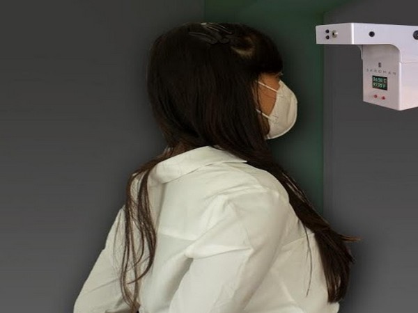 Contactless IR Thermal Temperature Scanner with IOT based mobile app ...