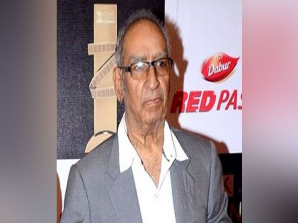 Goodbye, Veeru Devgan! A glimpse of some of his most iconic films