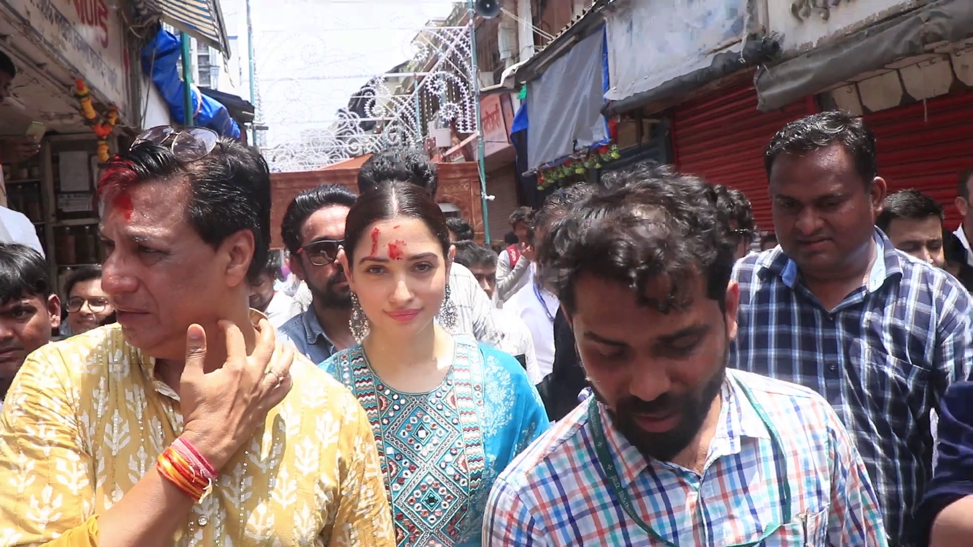 Tamannaah Bhatia, Madhur Bhandarkar, Shamita Shetty with family seek ...